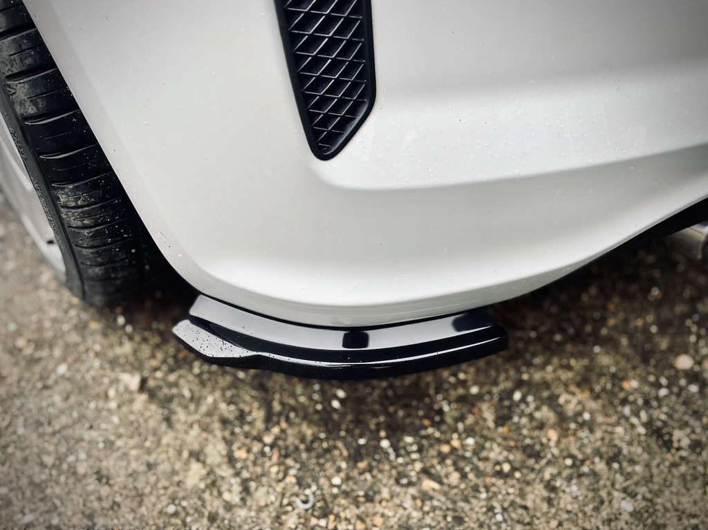 Volkswagen Scirocco MK3 R Facelift - Rear Spats – Triple R Composites Ltd