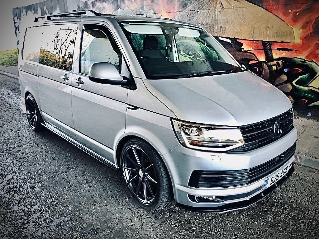 Volkswagen Transporter T6 Sportline Short Wheelbase - Side Skirt Split ...