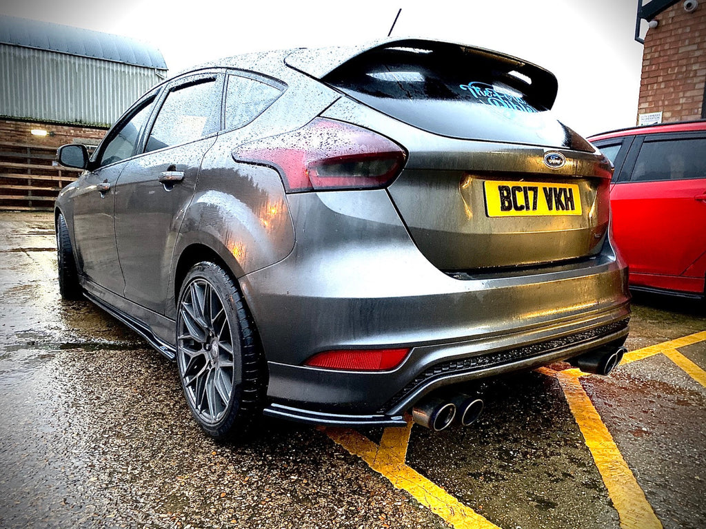 Ford Focus MK3.5 ST-Line - Rear Spats – Triple R Composites Ltd
